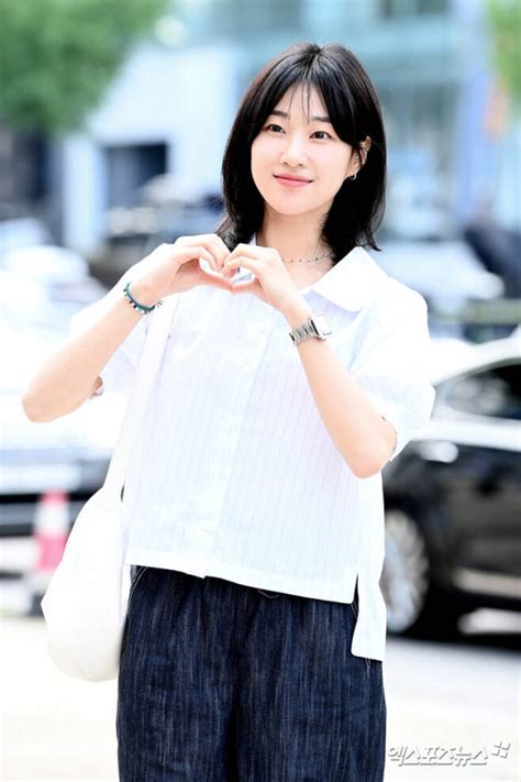 Ha Yoon Kyung To Go From Extraordinary Attorney Woo To Filming See You In My 19th Life With Shin