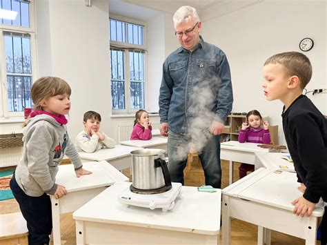 Mokyklos „agora“ Vadovė A Jurolaitė Mažeikienė Vaikų Ugdymas Ir Mokslas Ir Menas