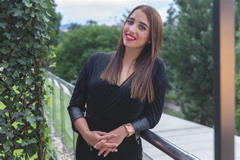 Schobert Lara Megtörte A Csendet A Szakításról