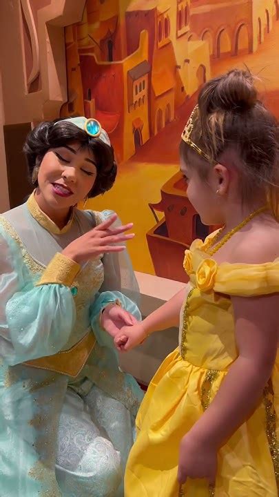 Meet And Greet With Princess Jasmine 💫🥰 Disney Epcot Youtube