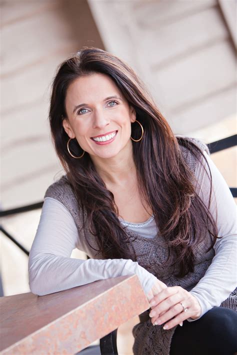 How A Shared Call To Minister To Women In The Workplace Led To 4words