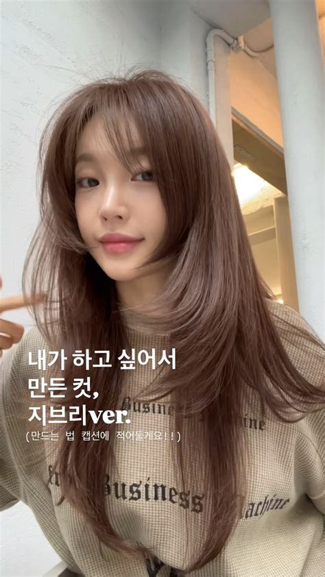 작년에 많이 많이 사랑 받았던 초간단•꾸안꾸•힙girl•청순girl ••• 사랑받은 머리묶기 시리즈 🤍 머리 묶기 꿀팁 아래 적어둘게요 작년엔 지금보다 머리가