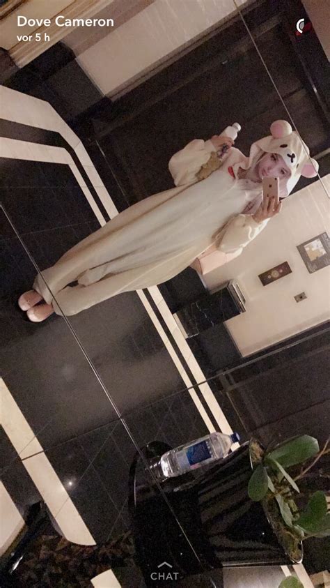 Dove Cameron Aesthetic Ideas Dove Cameron Cameron Dove Cameron Style