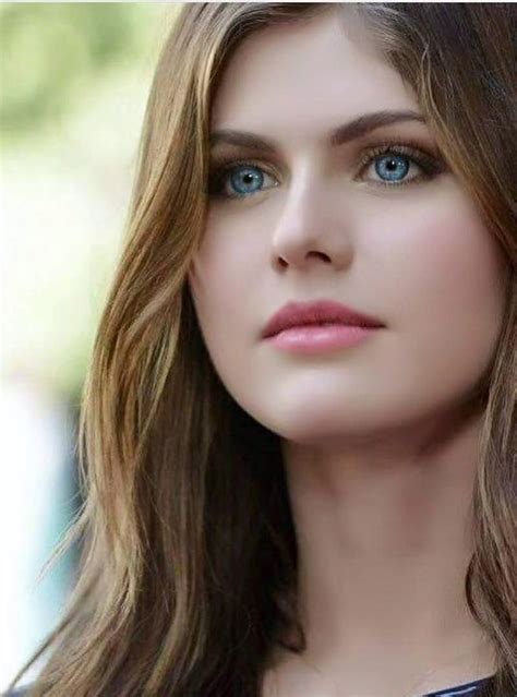 Alexandra Daddario Most Beautiful Faces Beautiful Celebrities Beautiful Eyes Beautiful