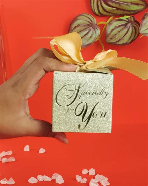 Decorative Folding Suare Shape Storage Box For Return T Birthday