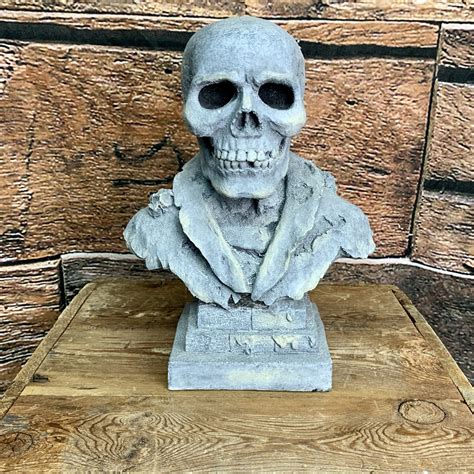 Bust Skeleton Make A Scene