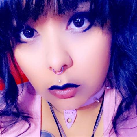 Nsfwsenpai（nsfwsenpai） Snapchatストーリー、スポットライト、レンズ