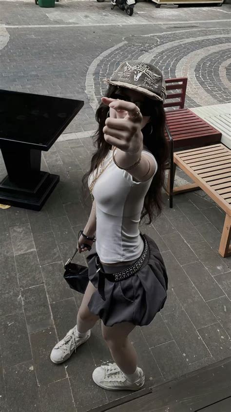 Ghim Của ปัทมา กาญจนี Trên เกาเท่ๆ Trong 2025 Thời Trang Nữ Thần Tạo Dáng Chụp ảnh Cho Nữ