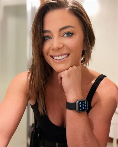 Below Deck Med Malia White Gets Shy Talking About Jake The Engineer