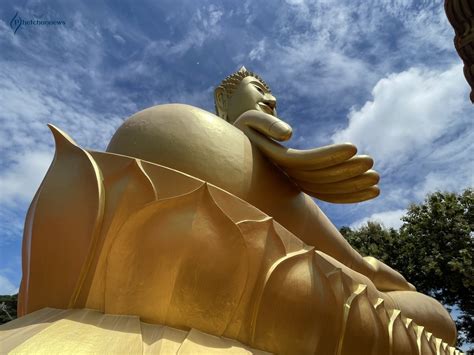 หลวงพ่อโต ณ วัดเทวประสาท เที่ยววัดทั่วไทย สไตล์เพชรจัน