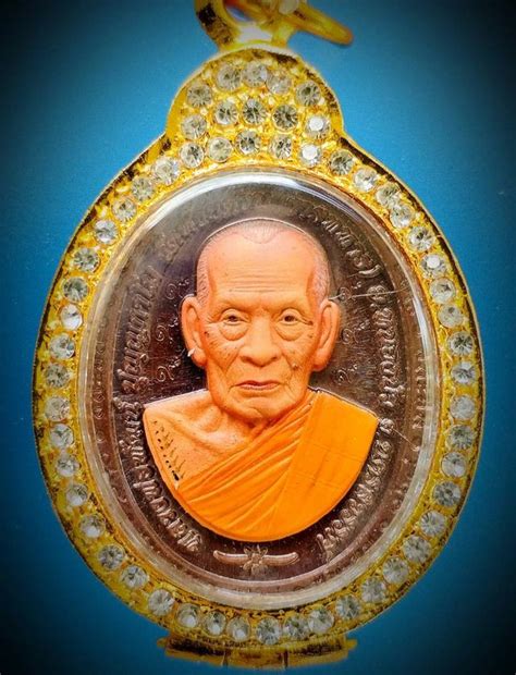 เหรียญหลวงพ่อพัฒน์ วัดห้วยด้วน นครสวรรค์ ปี 2566 หน้ากากเพ้นท์ Ennxo