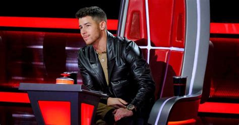 The Voice Why Nick Jonas Is Leaving The Show And Who Is Replacing Him Newsweek