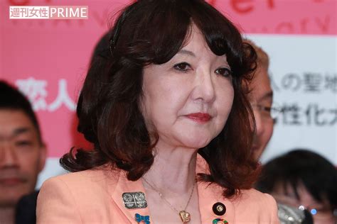 片山さつき財務大臣の つけまつ毛”が取れた誇張モノマネ披露のなかじままりに「敬意が感じられない」容姿いじりに賛否 週刊女性prime