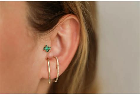 Altın Yonde Piercing