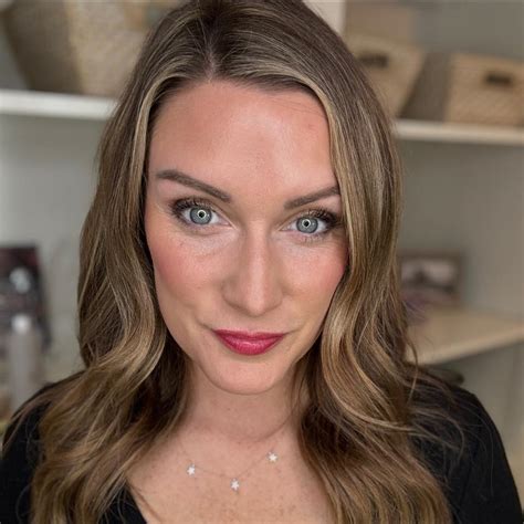 live makeup tutorial