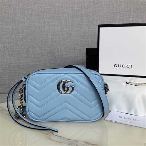 GUCCI相机包值得买吗GG Marmont系列迷你手袋 GUCCI官网新款相机包 七七奢侈品