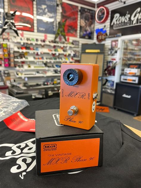 Mxr Phase 90 Script Logo Csp026 74 In Like New Condition With Box And Paperwork Rons Guitars