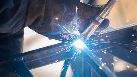 Стальные металлоконструкции от завода ЭЗМ