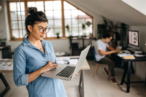 15 Examples Of Call Scripting Your Agents Can Use Today