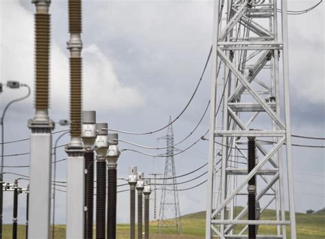 Од денеска струјата по нова минимално зголемена цена Biznisvesti Mk