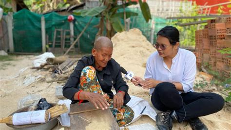 របៀបធ្វើ«ធូបសម័យបុរាណនៅតែមានវត្តមានក្នុងតំបន់អង្គរ Tnaot