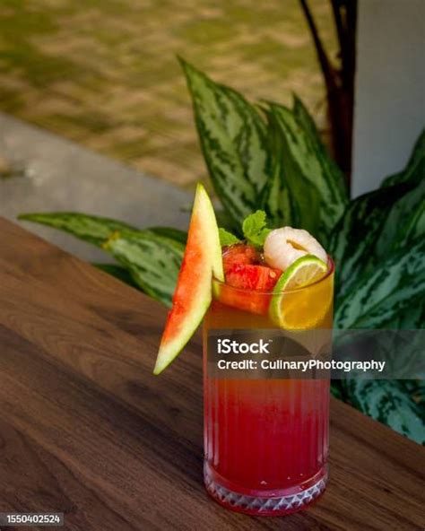 목테일 수박 열매 레몬 여름 차가운 음료 고해상도 스톡 사진 분홍에 대한 스톡 사진 및 기타 이미지 분홍 파인애플 0명 Istock