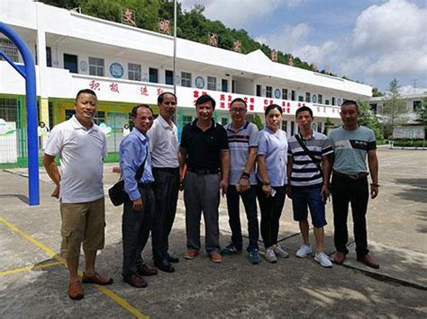贛州愛霸迪信息諮詢公司傳遞愛心播種溫暖愛心助學義捐公益活動 每日頭條