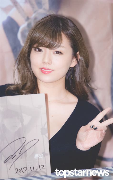 [hd포토] 시노자키 아이 Shinozaki Ai ‘팬사인회 기뻐요 최규석 기자 톱스타뉴스