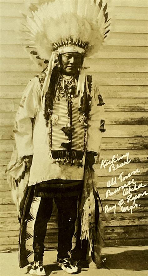 Lot Antique C 1910 Oglala Miniconjou Lakota Sioux Chief Kicking Bear