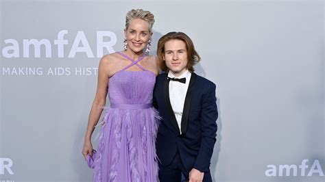 Sharon Stone Soll Besten Freund Ihres Sohnes Adoptiert Haben