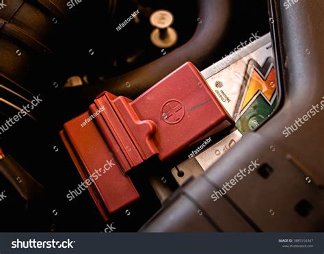 Bateria De Carro Images Stock Photos Vectors Shutterstock