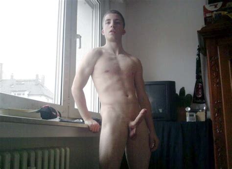 Naked At Home Page LPSG