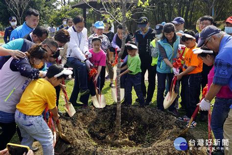 「桃園市智慧農業推動小組」植樹節成軍 張善政宣布號召市民種下千株樹苗 蕃新聞