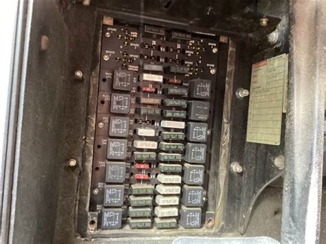 2020 Kenworth T880 Fuse Panel Diagram