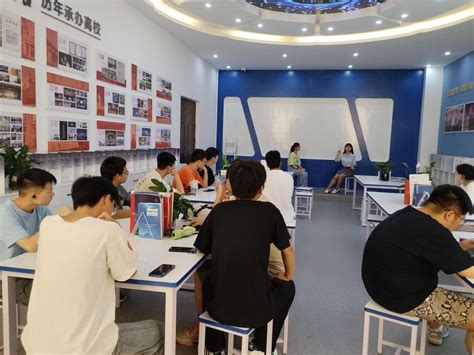 我校“青年说”第三十六期成功举行