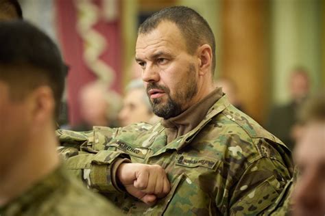 Президент вручив сертифікати на квартири Героям України та їхнім родинам Продовжуємо традицію