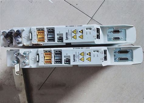 Lenze E ACMSE SA ETR Servo Inverter I DOUBLE INVERTER BUILT IN TECHNIQUE X A