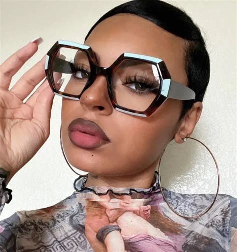 Are Octagon Glasses In Style Lensmart