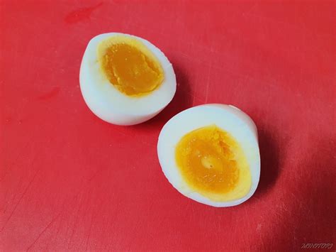 촉촉하고 맛있는 감동란 만드는법 성공 포인트 계란삶는 시간 소금물 비율 완전 중요해요