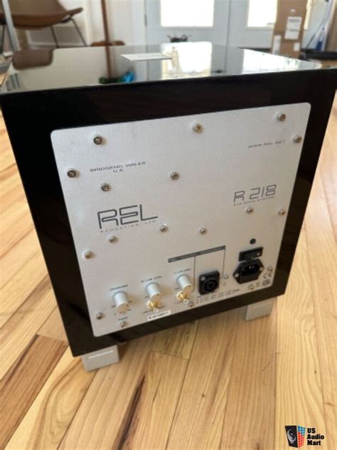 rel r 218 sub bass system photo 4339890 us audio mart