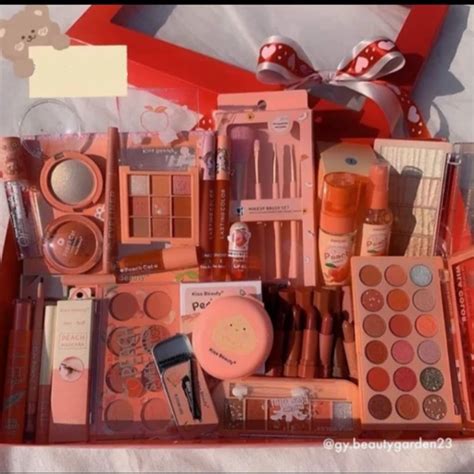 خرید و قیمت باکس هدیه ولنتاین لوازم ارایشی پک هدیه تولد از غرفه Night Star