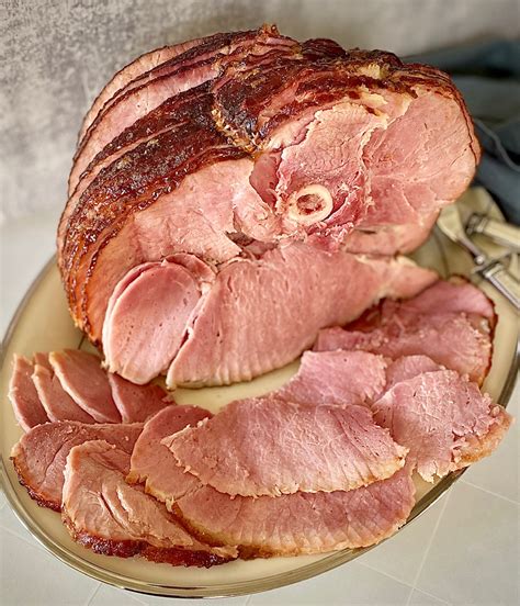 Spiral Cut Christmas Ham