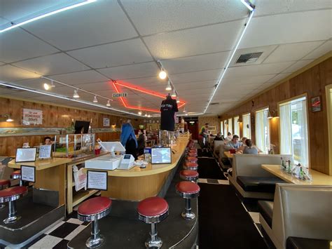 Twin Peaks X Society6 Twin Peaks Rr Diner Toss Twin Peaks Blog