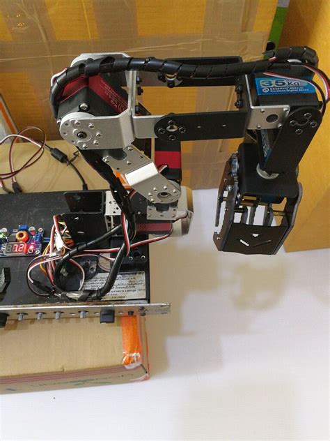 ทดสอบโค้ดควบคุมแขนกล robot arm ด้วย arduino 🕹 controller อิเล็กอีซี
