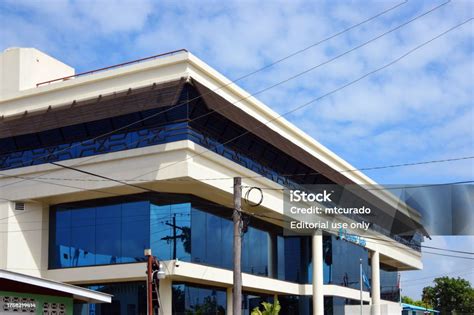 Republic Bank 뉴 마켓 스트리트 조지타운 가이아나를 따라 외관 0명에 대한 스톡 사진 및 기타 이미지 0명