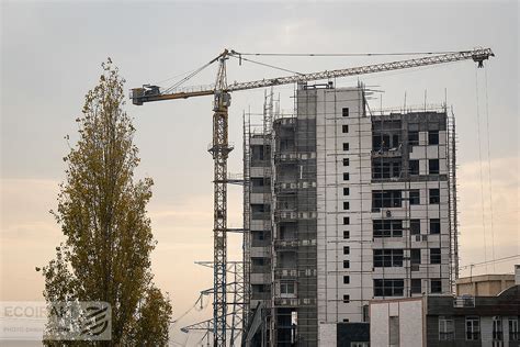 ساختمان‌های عظیم پایتخت؛ شکاف الگوی ساخت‌وساز در تهران و سایر شهرها نمودار