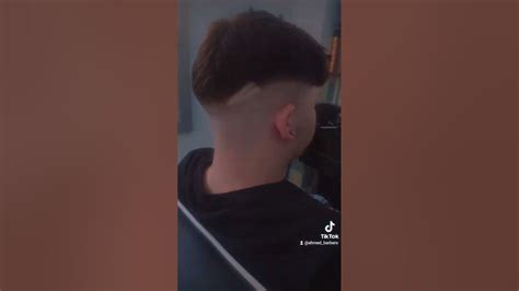 Corte De Pelo Cholo Con Rallas Youtube