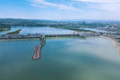 湖北宜昌航拍长江葛洲坝水利枢纽工程 人民图片网