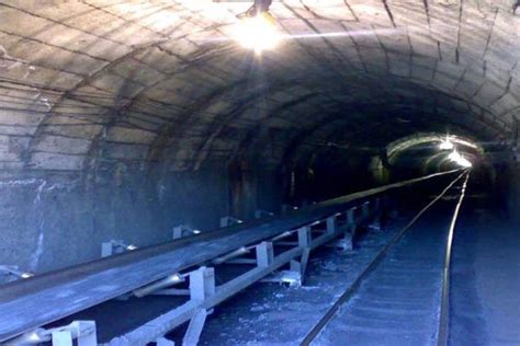 Industrial Material Handling Conveyors Revolutionizing Modern Manufacturing Efficiency