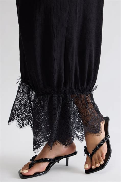 Lev Bow Kitten Heels Black Fashion Nova